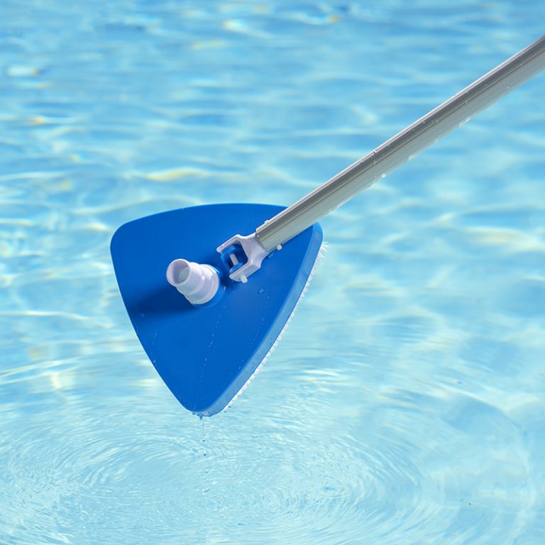 Triangle Vinyl Liner Vacuum | Poolmaster Triangle Vinyl Liner Vacuum | Poolmaster
