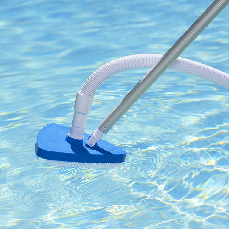 Triangle Vinyl Liner Vacuum | Poolmaster Triangle Vinyl Liner Vacuum | Poolmaster